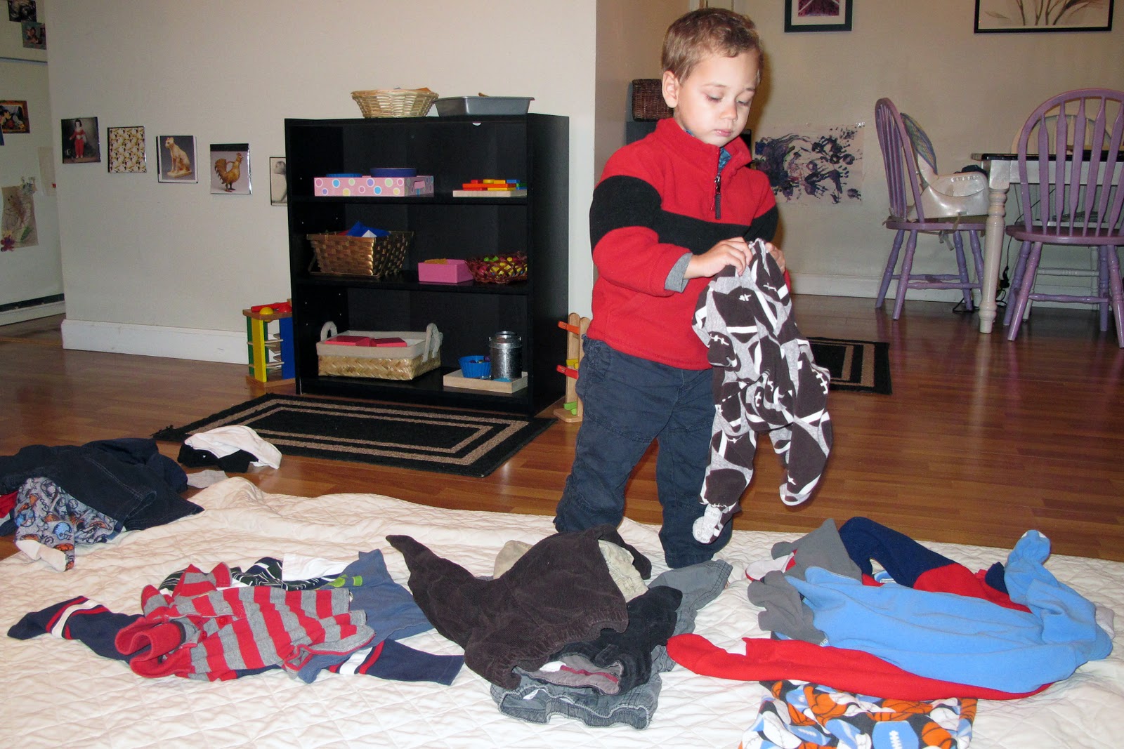 Peaceful Parenting: Laundry Sorting