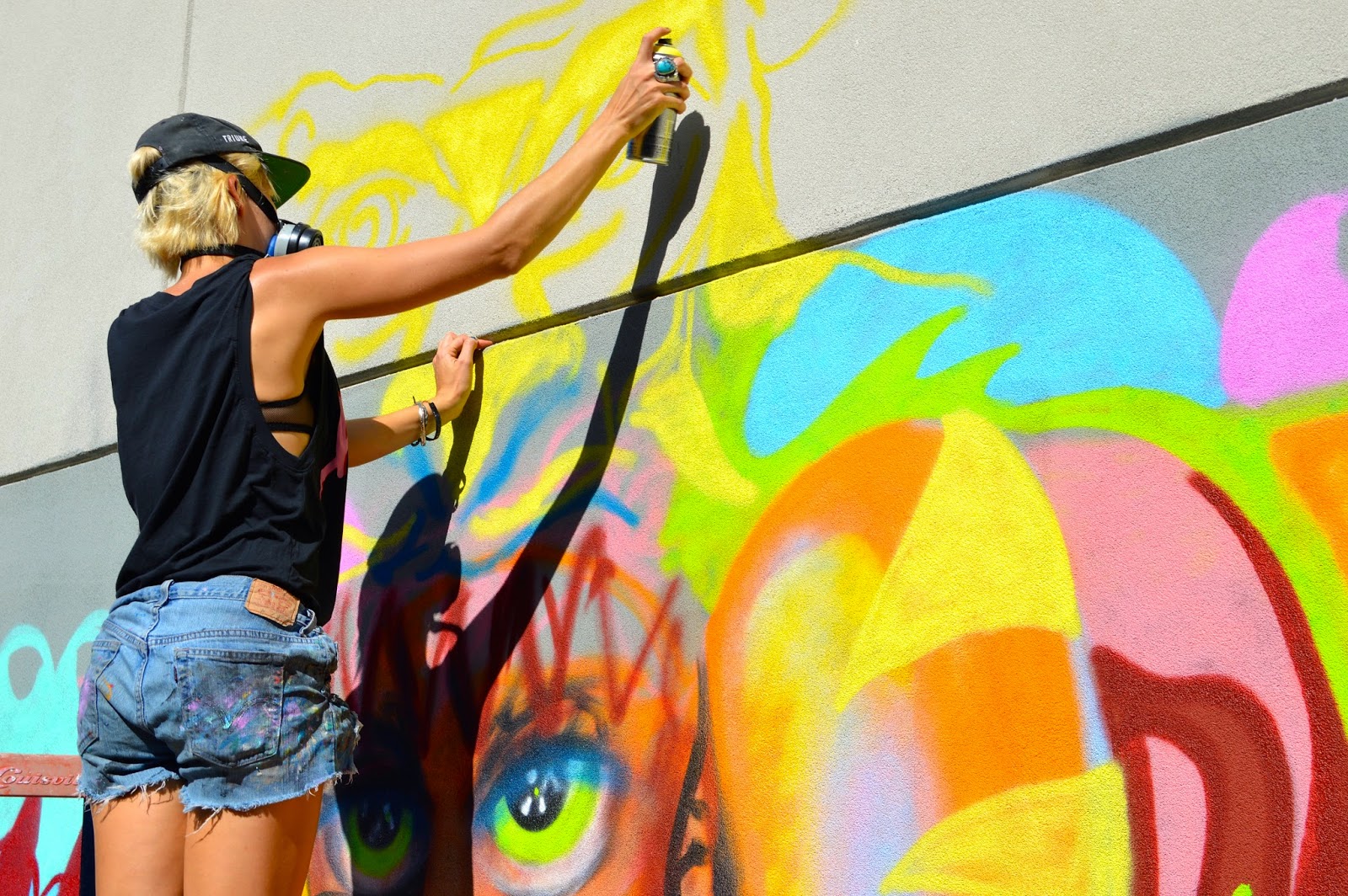 ART & FASHION SALON: Legendary Female Graffiti & Street Artists ...