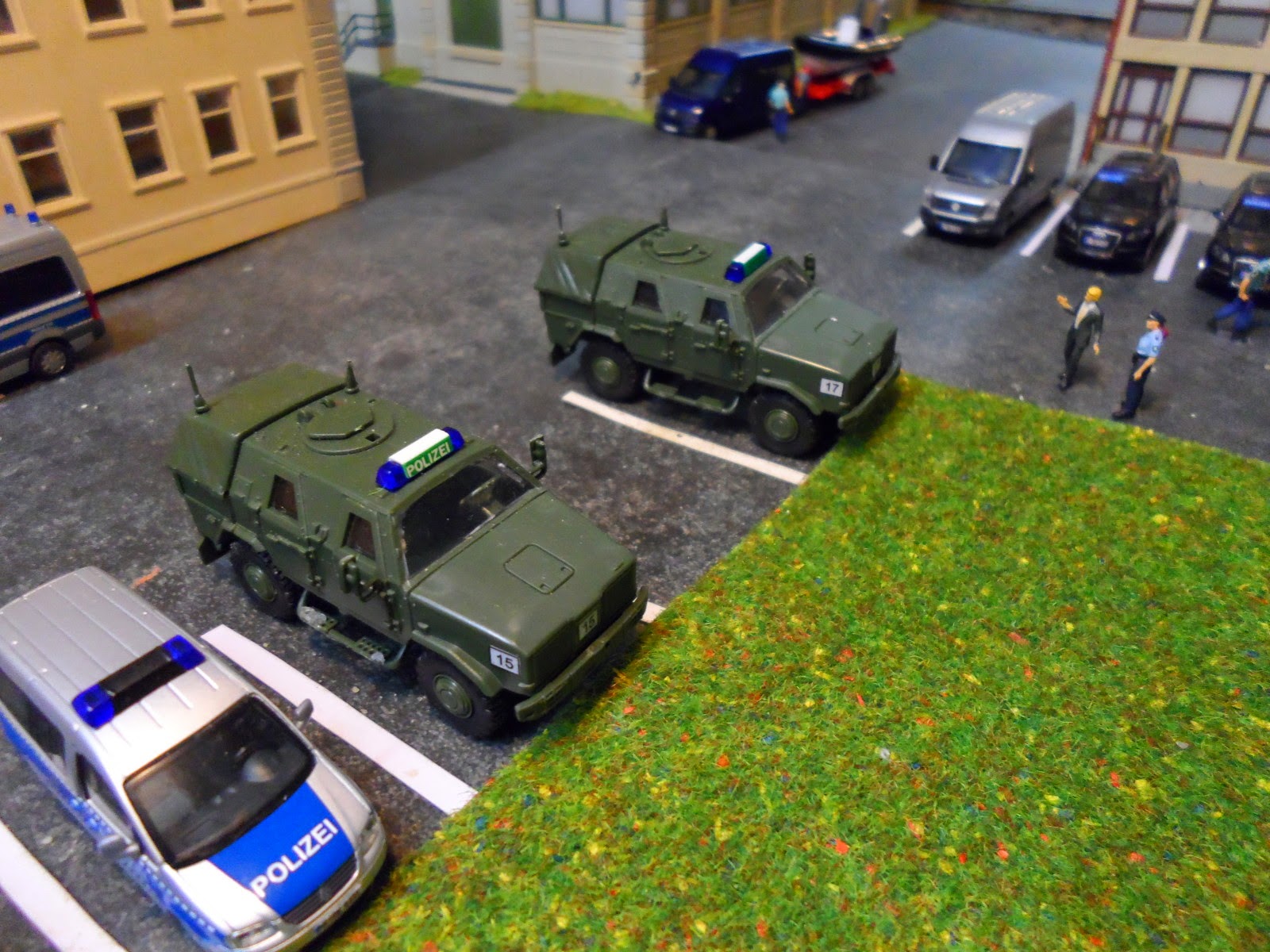 Gsg9 1/87 Unité spéciale: GSG9 Spezial Einheit - Saison 2 - Folge 1 ...