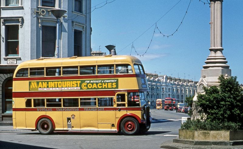 Isle of Man Buses in the Early 1970s Through Fascinating Photos ...