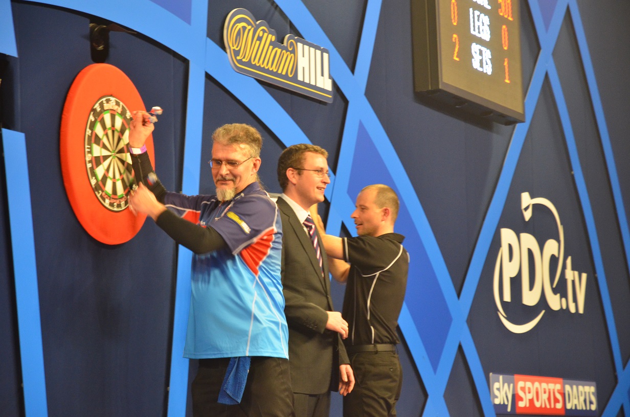 How Much do Professional Dart Player Make?