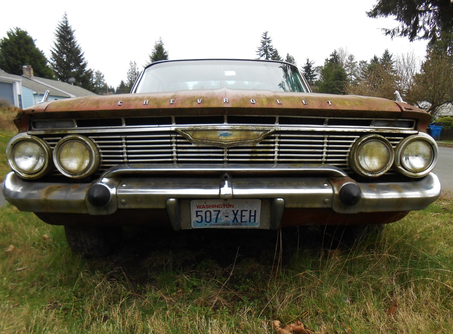 Seattle's Parked Cars: 1961 Chevrolet Impala