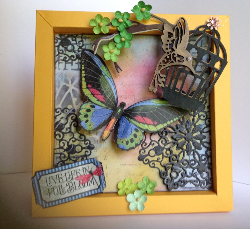 Lil Artsy Woman: "Shadow Box Card"