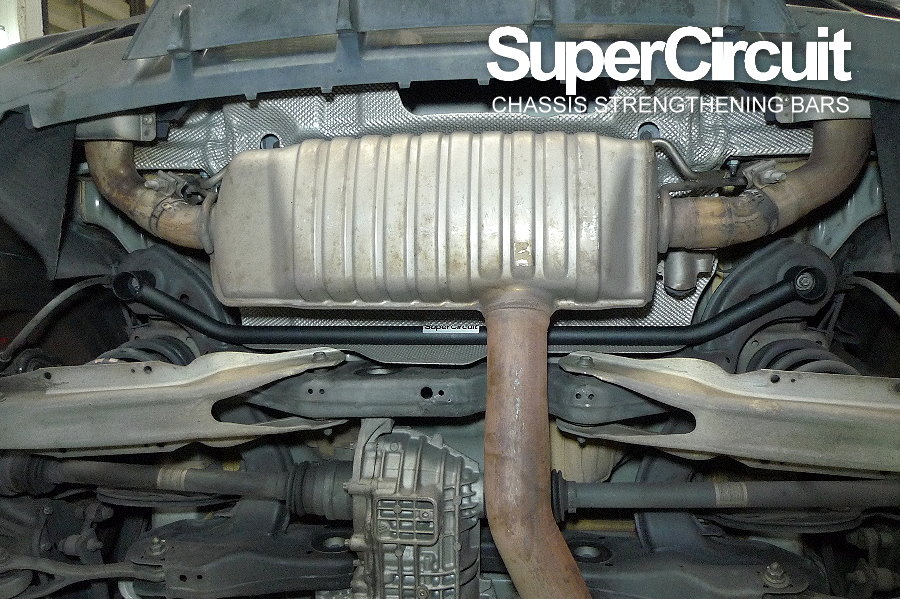 SUPERCIRCUIT CHASSIS STRENGTHENING BARS: Mercedes-AMG A45 Undercarriage ...