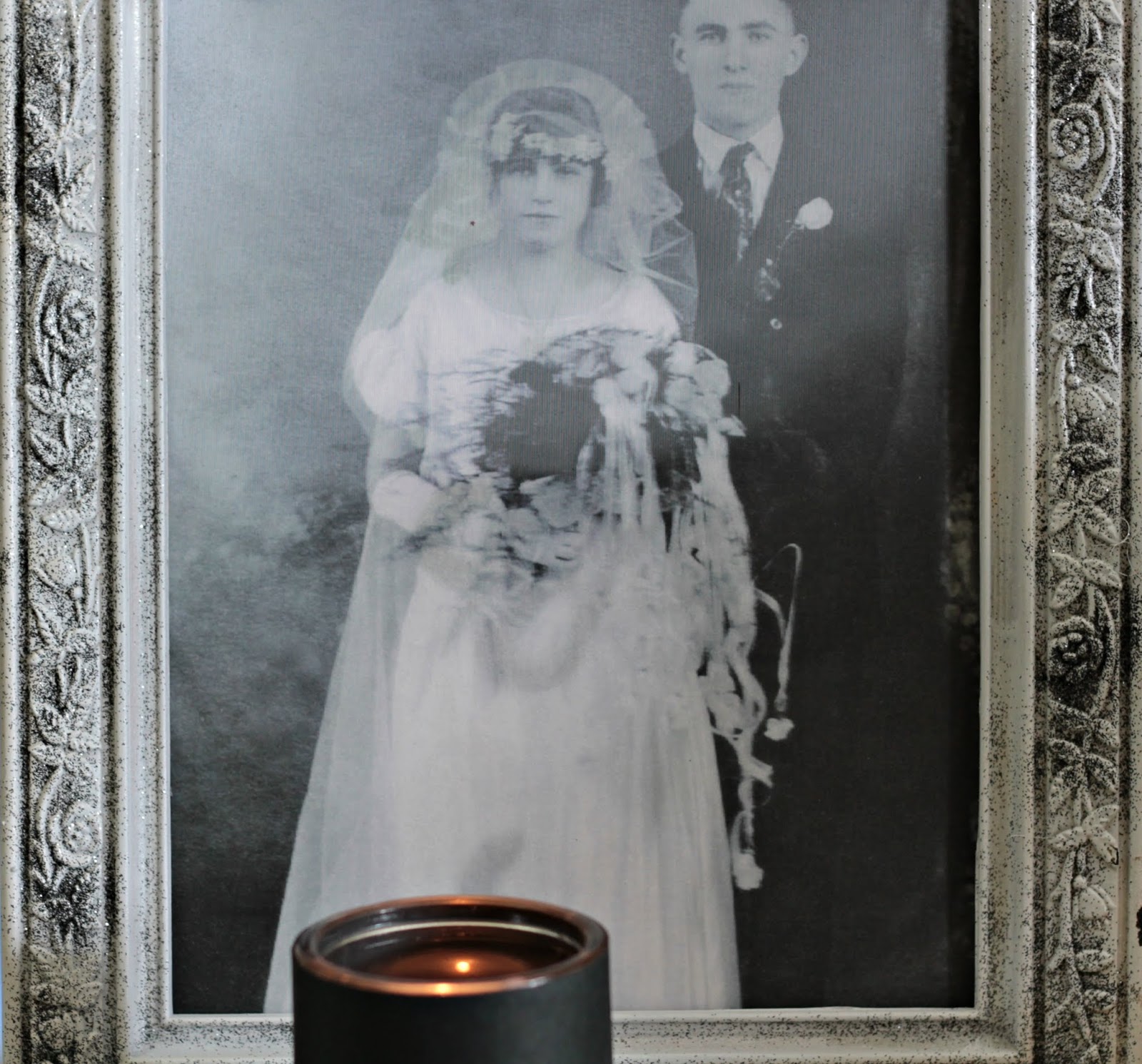 Shabby Sweet Cottage: Spooky Bride and Groom