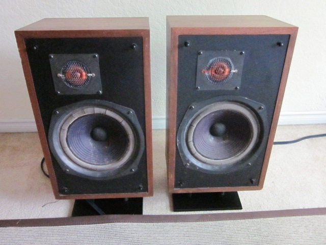 Speakerholic: Advent/1 Speakers