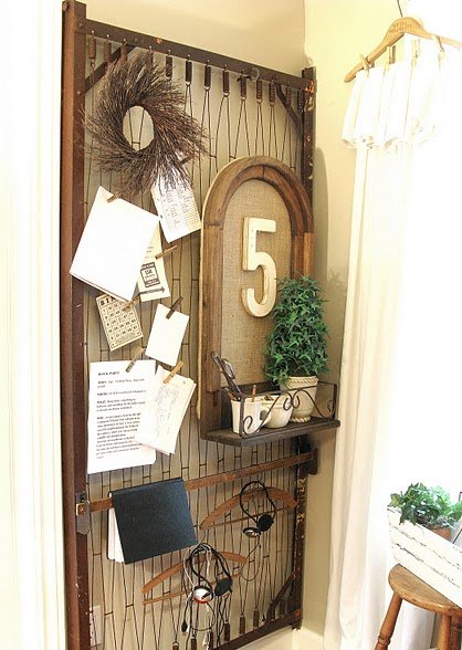 COSMOGIRL'S EMPORIUM: Upcycled Crib Spring