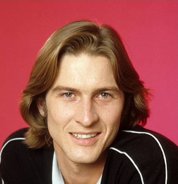 Favorite Hunks & Other Things: Blast From The Past: Brett Cullen
