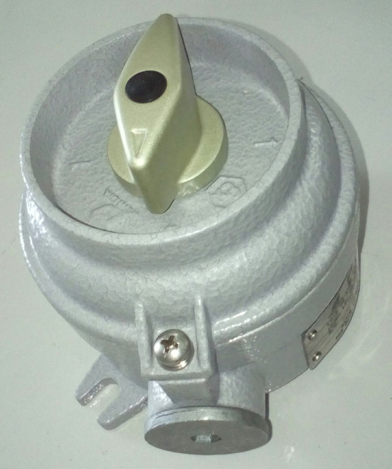 Electrical Explosion Proof : Jual Selector Switch Explosion Proof ...