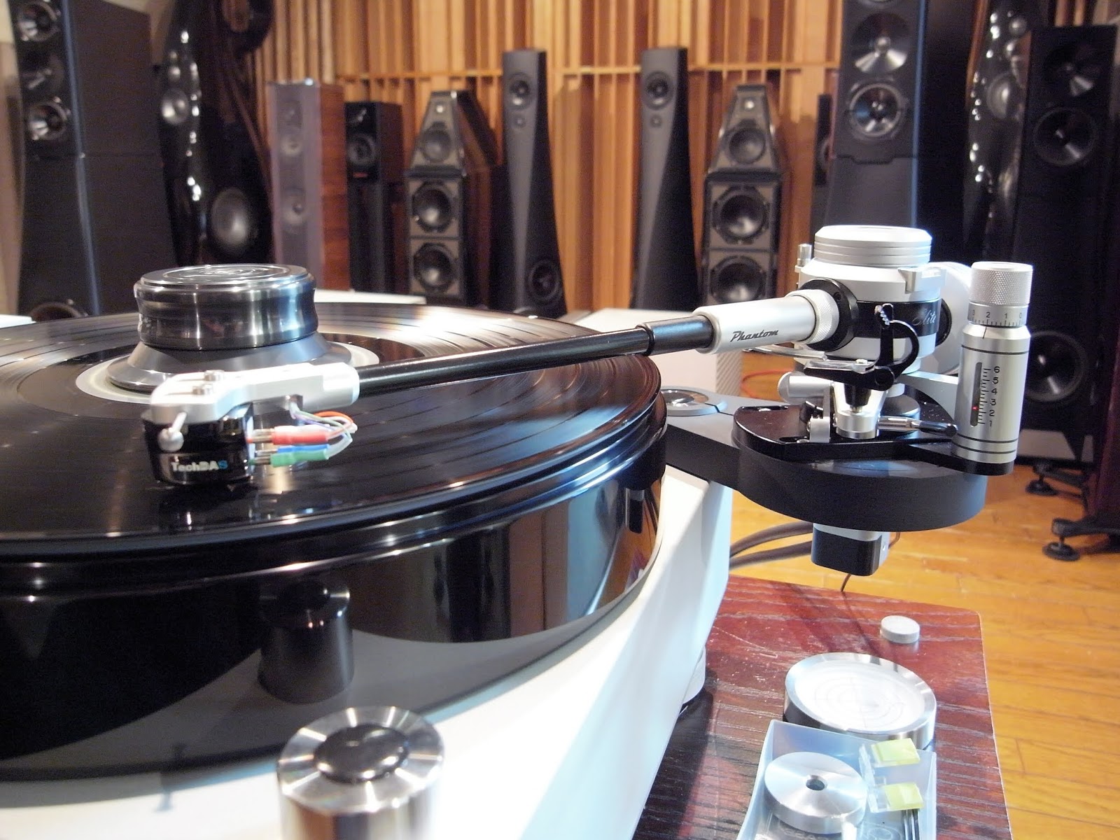 SIS AUDIO BLOG: イベント情報 TechDAS Air Force V Premiumを期間限定展示していました！※11/10 ...