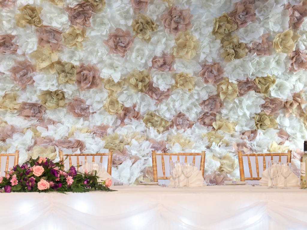 LET'S STAY: Flower Wall Ideas Floral wall Inspirations