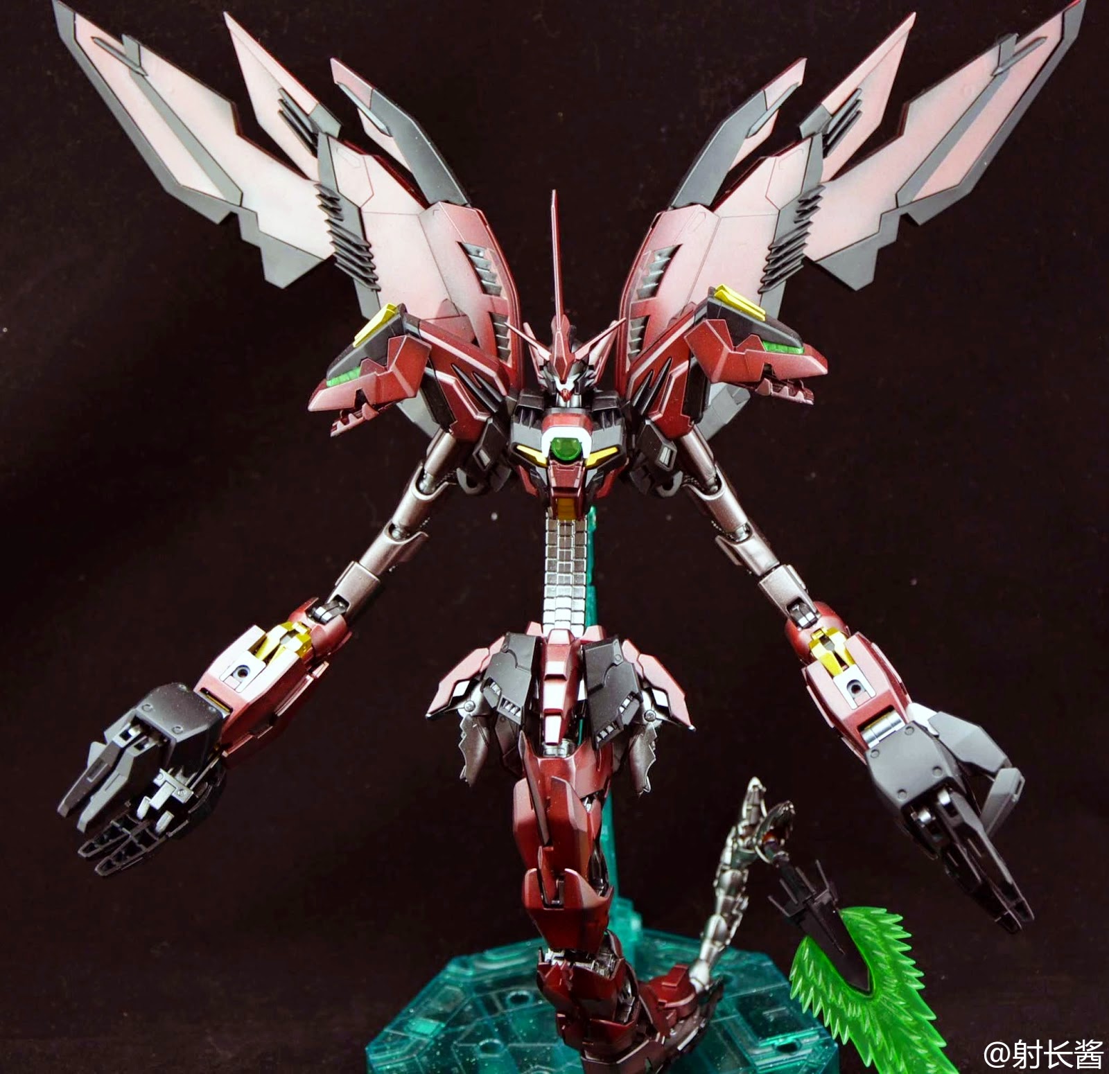Custom Build: MG 1/100 Epyon Gundam EW ver. Custom Build: MG 1/100 Epyon Gundam EW ver.