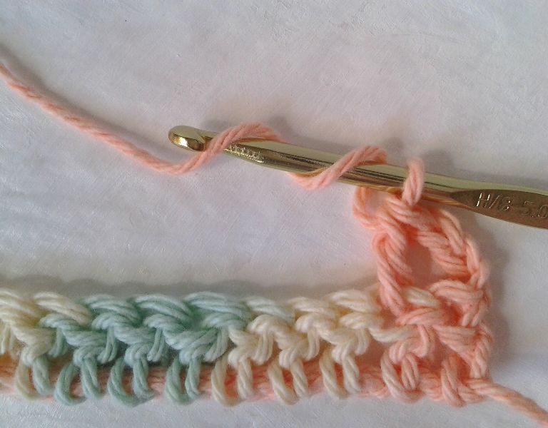 Tina's handicraft : Crochet the Front Diagonal Stitch