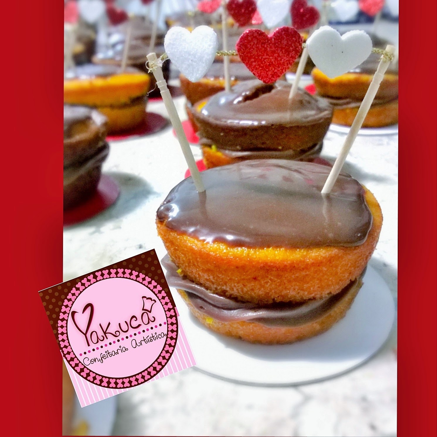 YAKUCA CONFEITARIA ARTÍSTICA : Mini bolinhos sabores caseiros