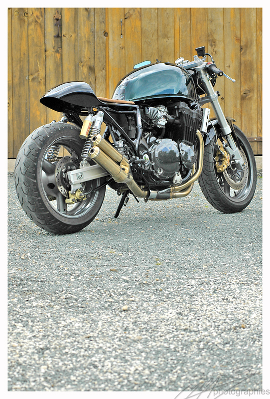 speed moto co: Suzuki Inazuma cafe racers