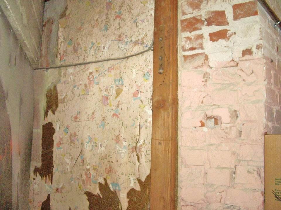 Los Angeles Theatres: Grauman's Chinese: basement backstage