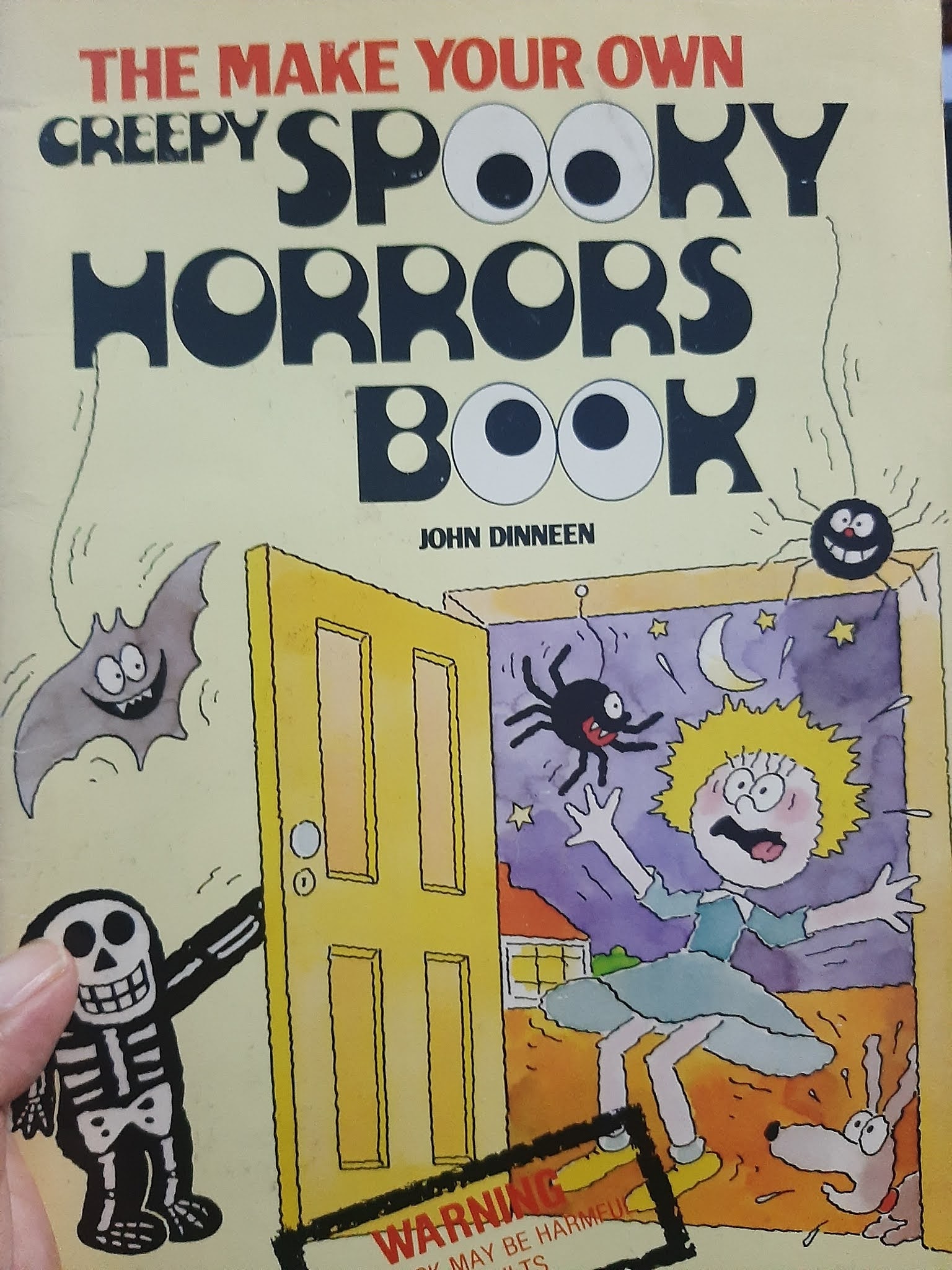 It's a spooky book! ~ English SKTBI