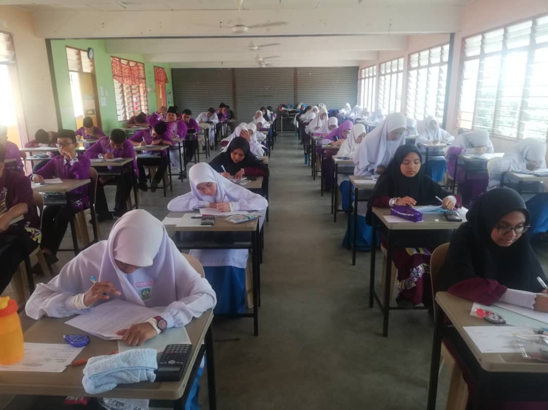 Percubaan SPM 2019 - MAKTAB MAHMUD MERBOK