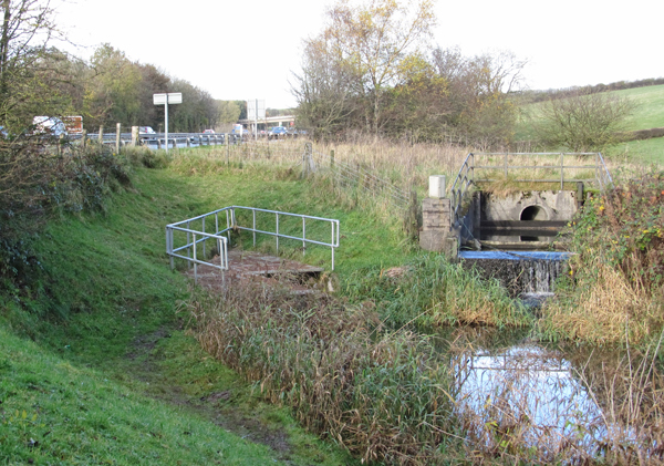 conradwalks: Lancaster Canal - Tewitfield to Burton-in-Kendal bridge ...