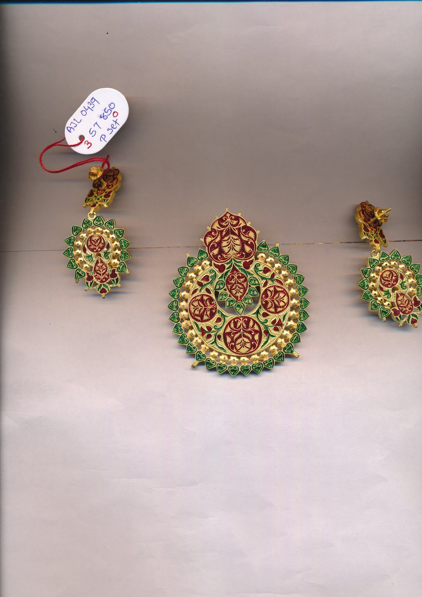 Modern Gold pendant Sets for Groom 2020 | Latest Gold Pendant Sets ...