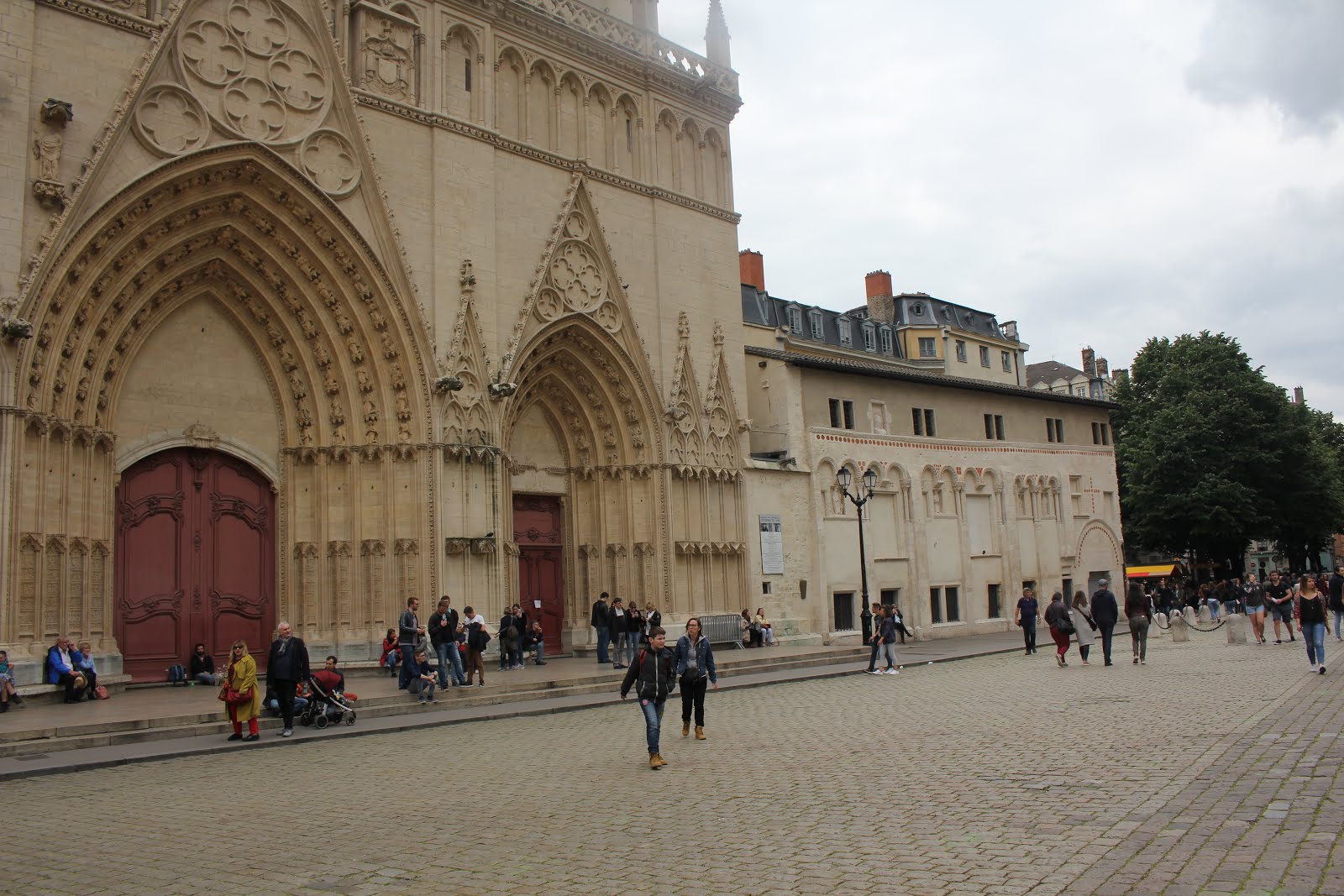 Stay, Stray, Play and Feast: Vieux Lyon: Medieval Lyon in Suspended ...