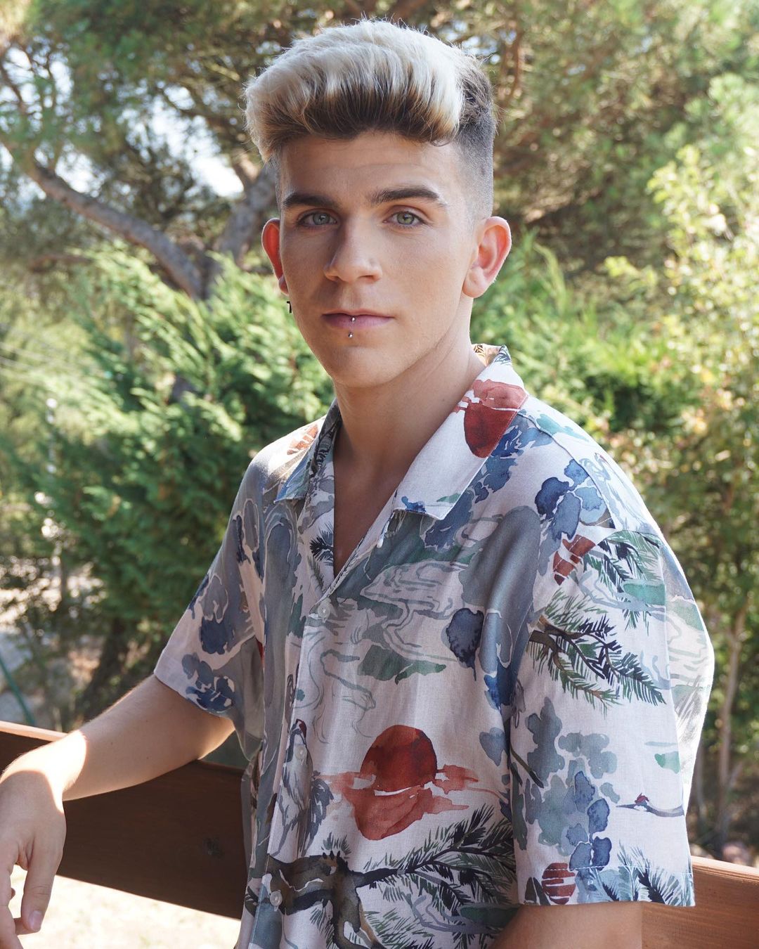 El rincón de Serchtiki: Hugo Marlo publica “No me llames más así”