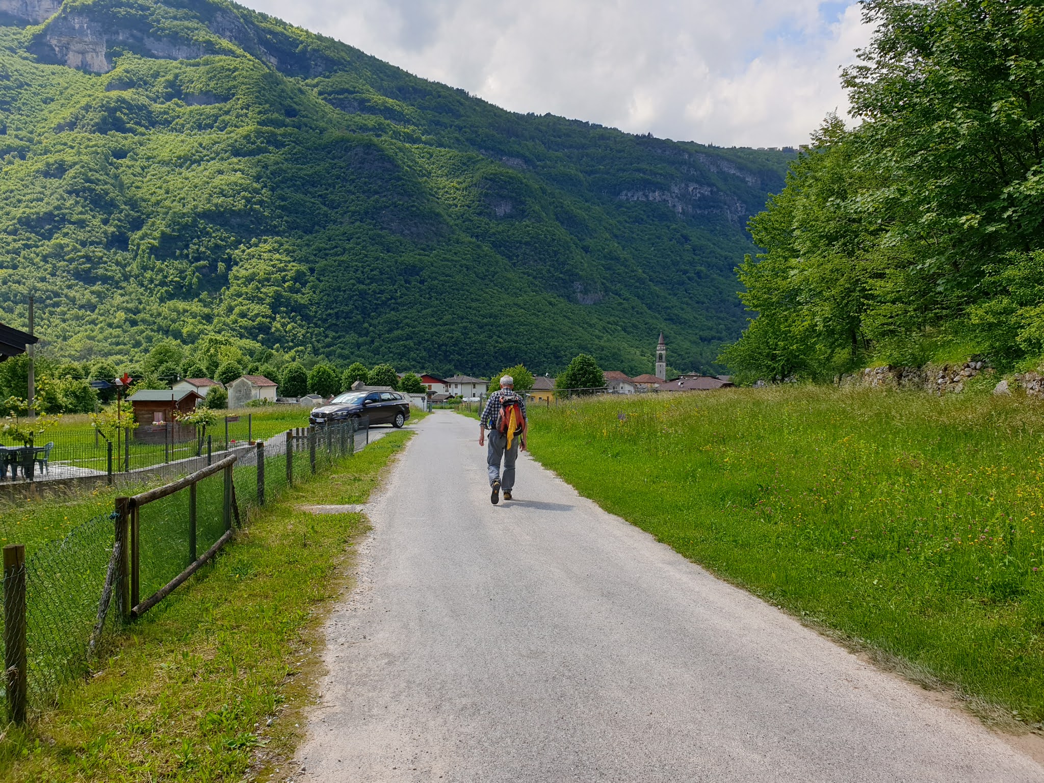 Su strade e sentieri: PEDESCALA - FORTE CORBIN - VAL D'ASSA - PEDESCALA