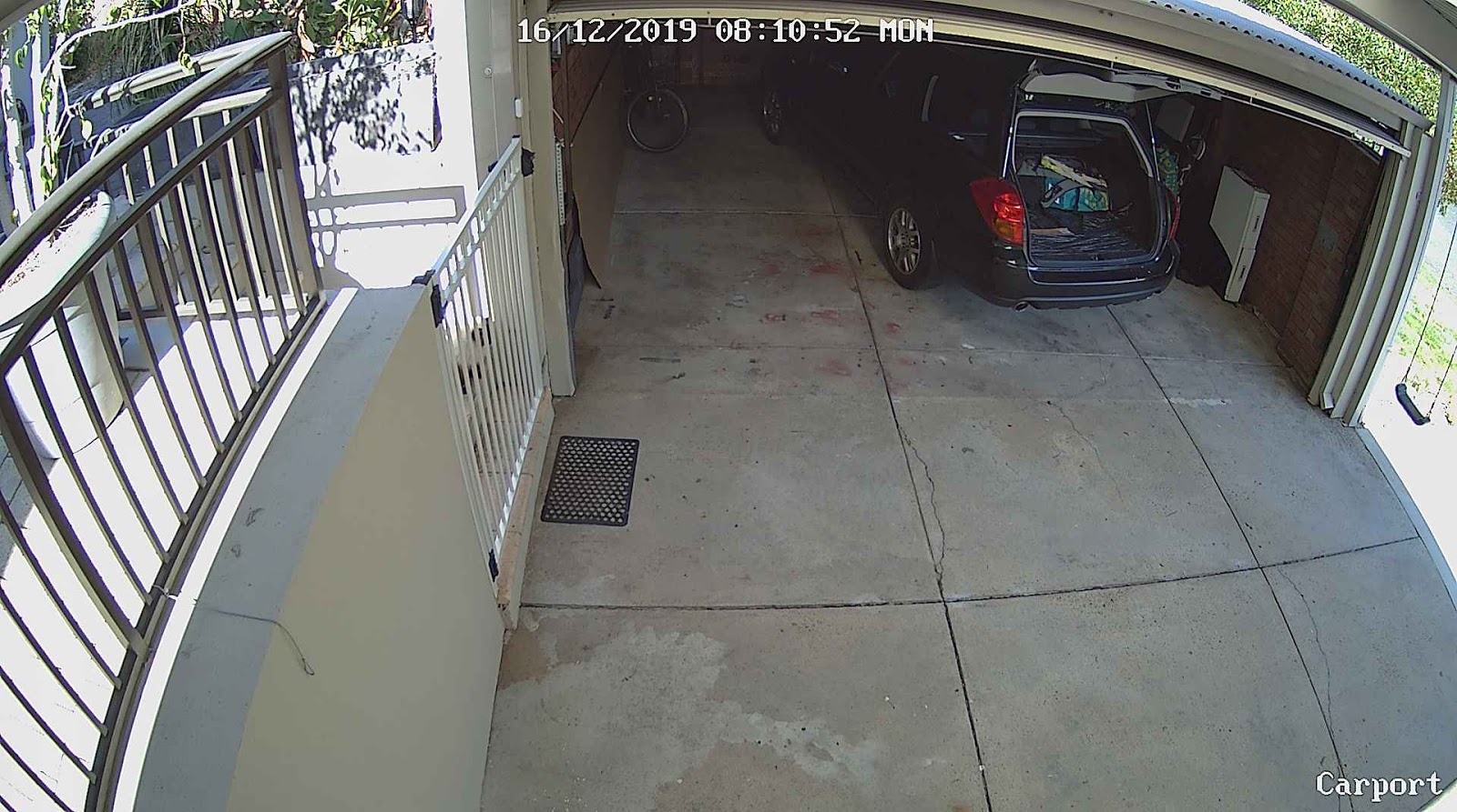 Maxpro 10kg Natural Pebble Resurfacer $10 (Was $49), Maxpro 10kg Black ...