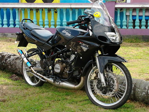 Modifikasi ninja rr mono 150 jari jari drag airbrush racing look jadi ...