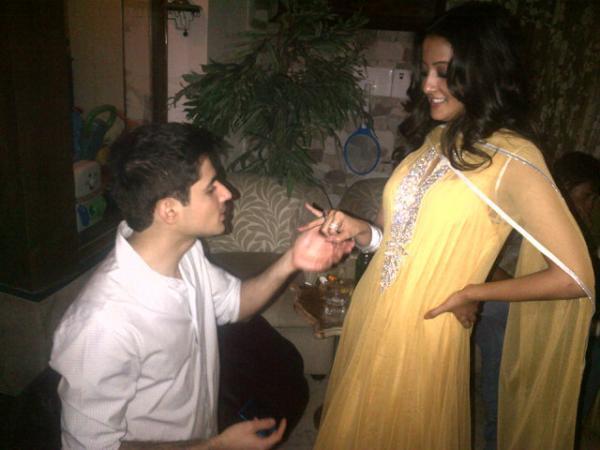 Asha Ashish: Raima Sen to marry Varun Thapar