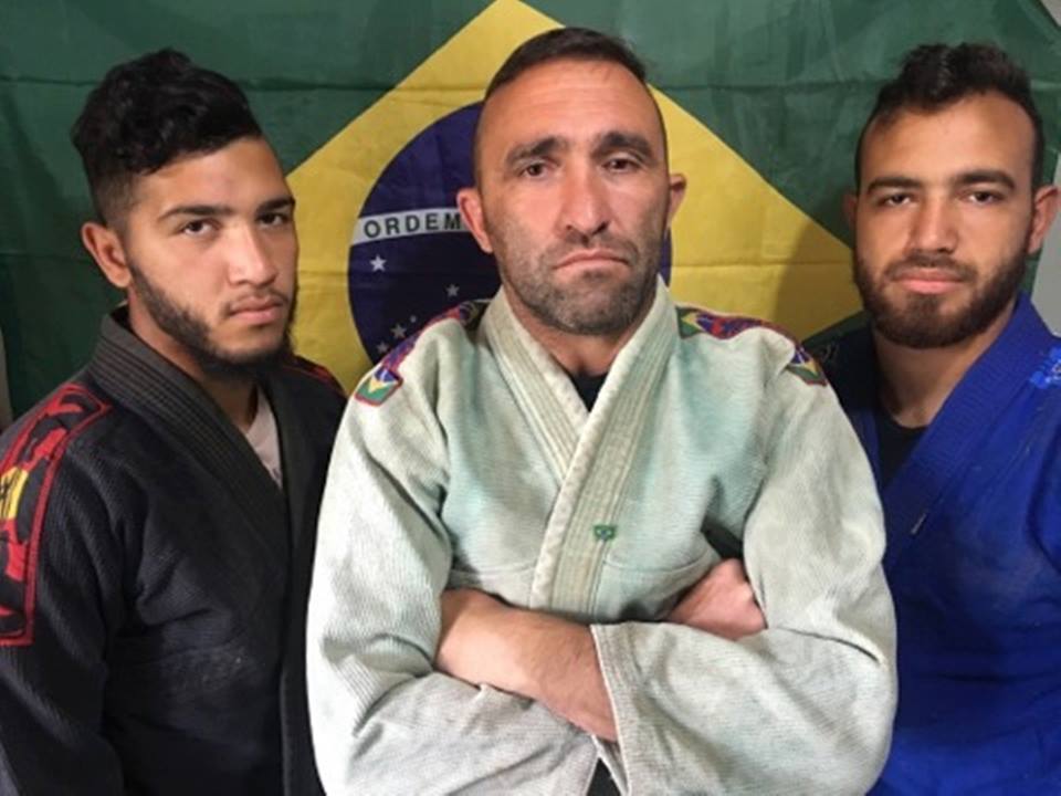 mundo marcial: Artigo : Família Zenidim ergue bandeira brasileira no ... mundo marcial: Artigo : Família Zenidim ergue bandeira brasileira no ...