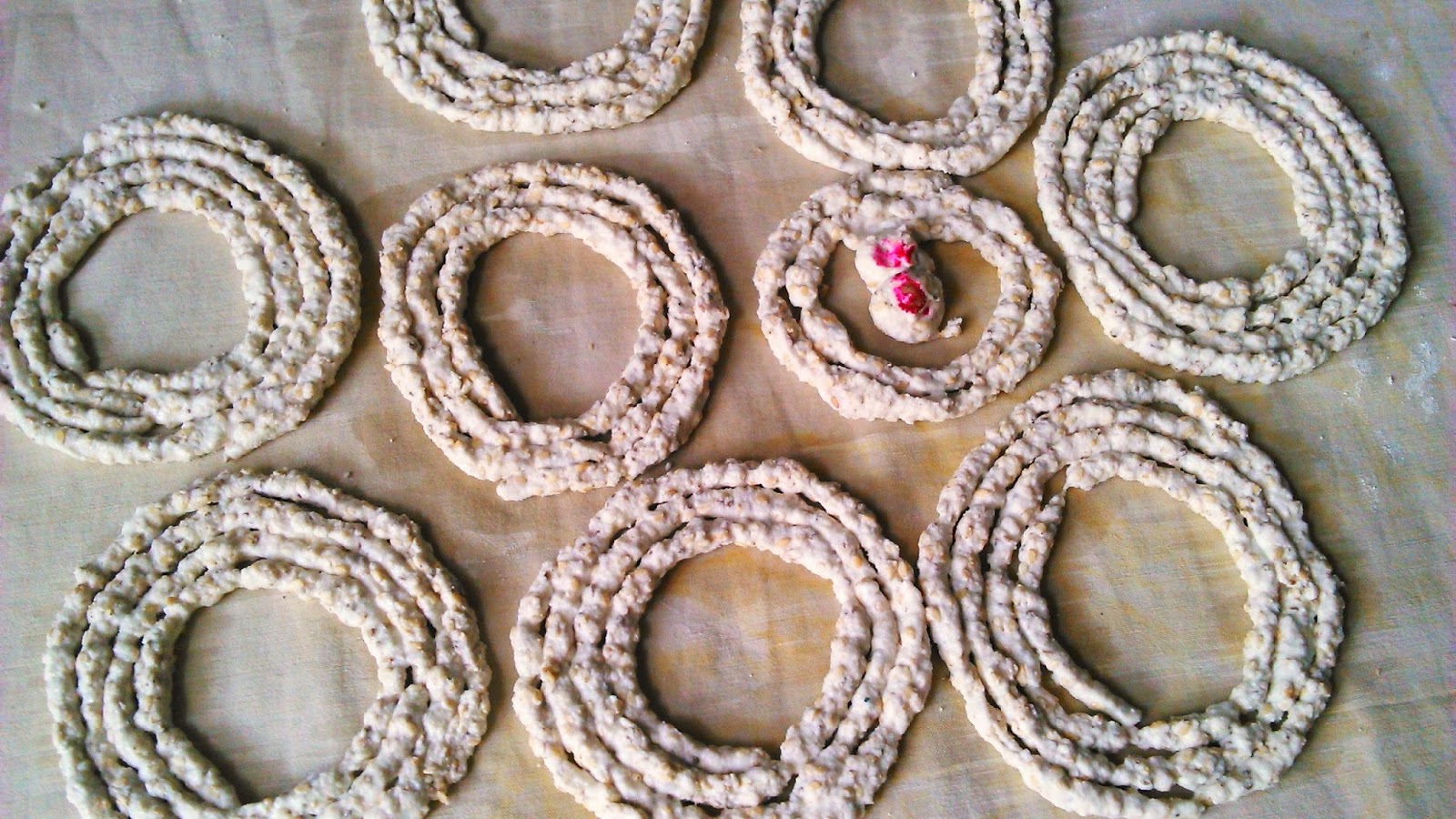 HOME FOOD : CHAKKILALU