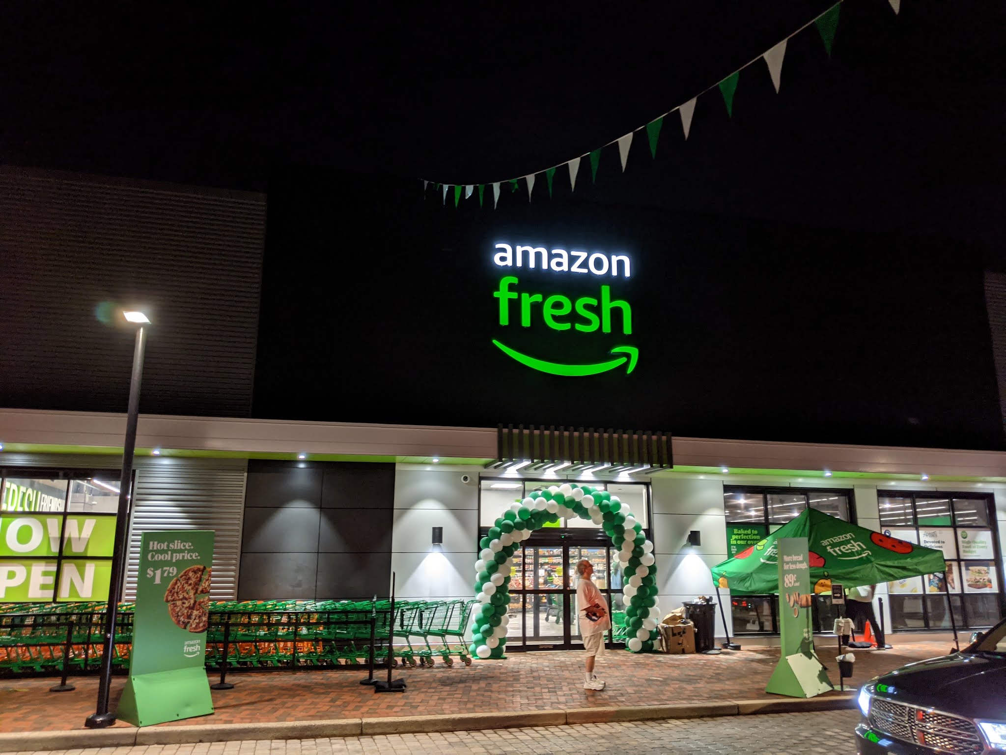 Robert Dyer @ Bethesda Row: Amazon Fresh opens in Chevy Chase (Video ...