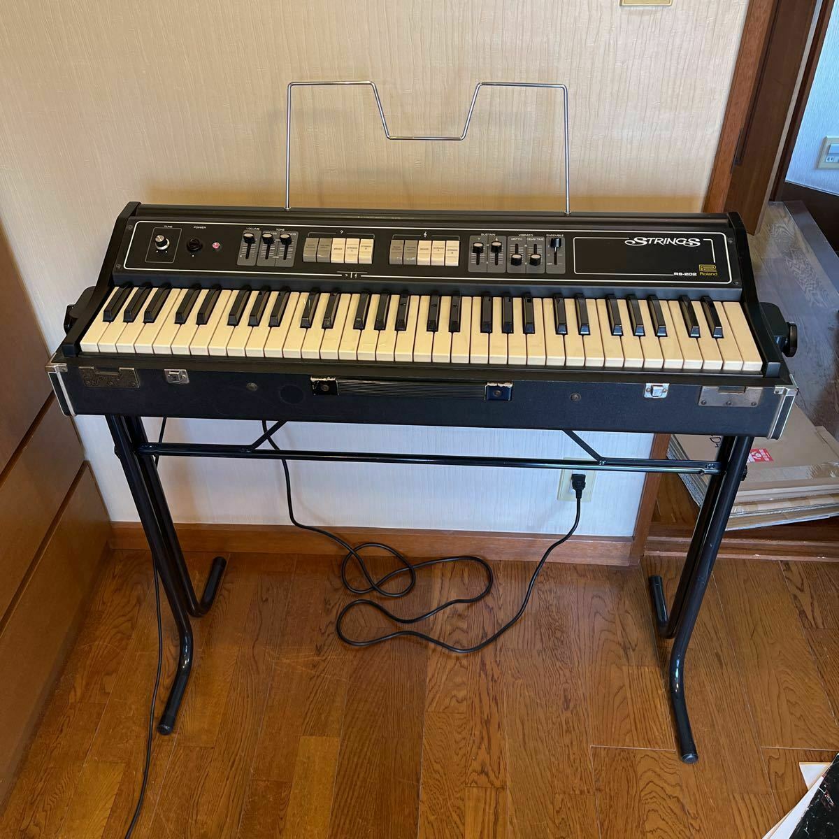 MATRIXSYNTH: Roland RS-202 Synthesizer Strings