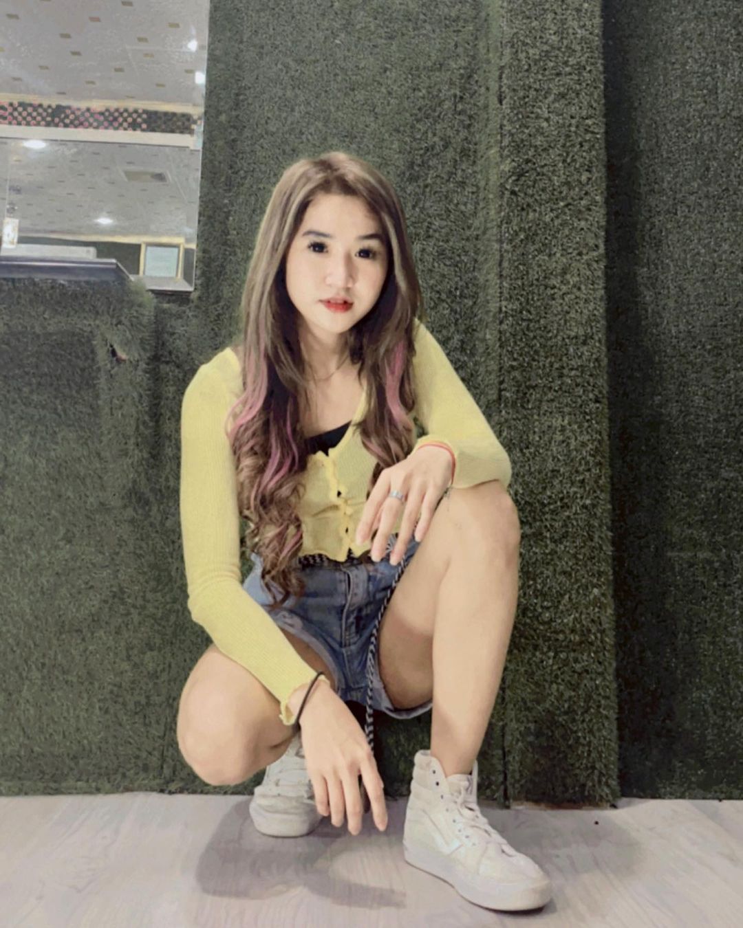 Potret Venny Alberti dan Biodata - Cara Internet