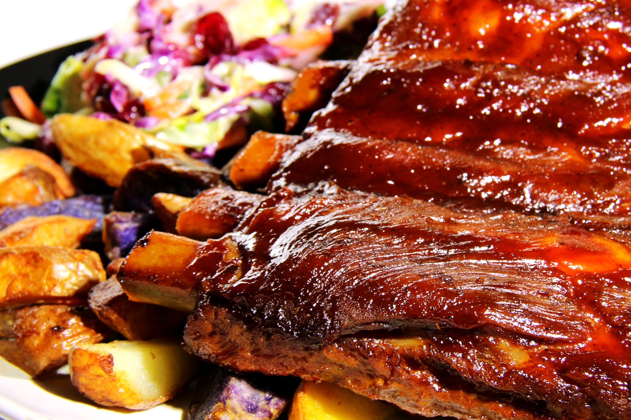 Artsy Bites: Fall-Off-The-Bone Baby Back Ribs