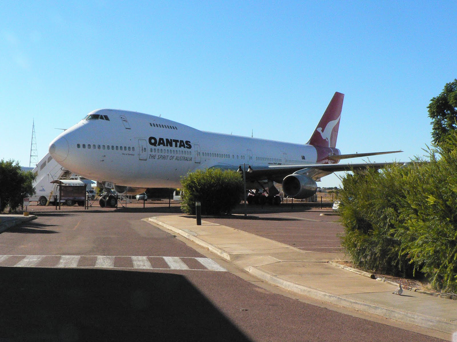 ournomadicways: Miles Museum, Barcaldine, Longreach & Qantas museum
