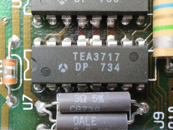 BugWorkShop - 甲蟲工作室: MiniScribe M3425P 20MB 硬碟機（Hard Disk Drive）控制板 - 拆解（三）