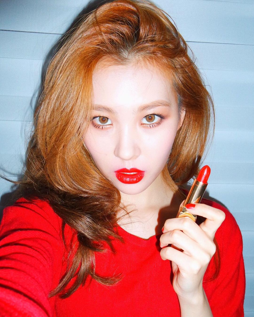 Wonder Girls' SunMi flaunts her sexy red lips in her latest selfies ...
