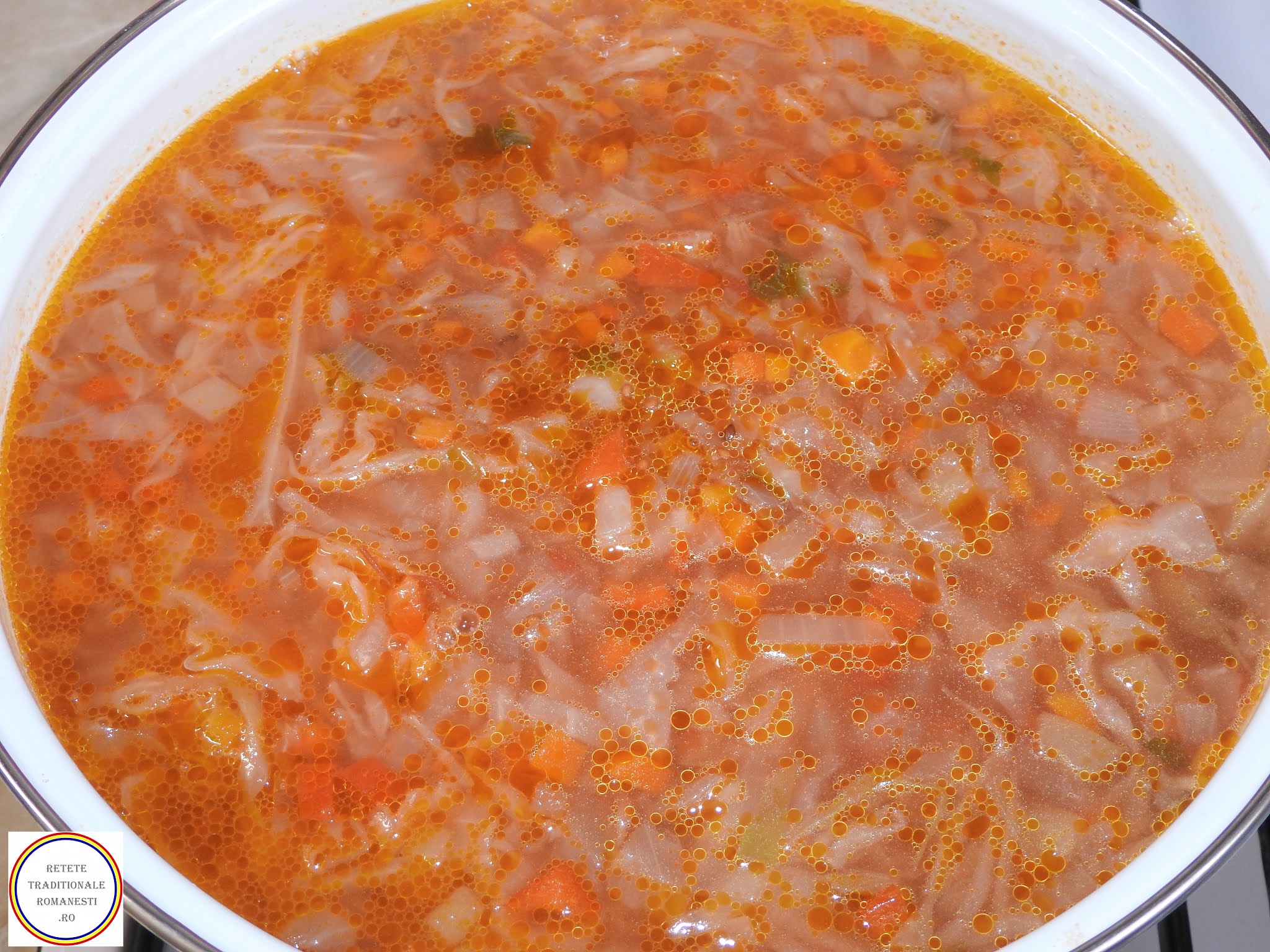 Supa de varza reteta | Retetetraditionaleromanesti.ro