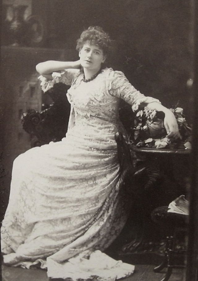 Ellen Terry: One of Britain's Leading Shakespearean Actresses ~ Vintage ...
