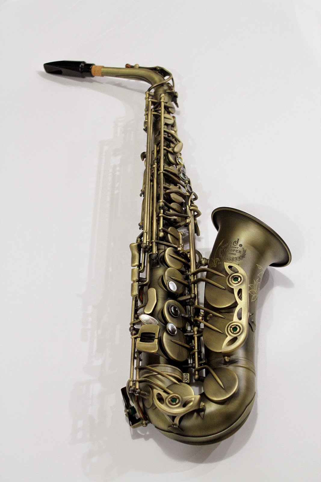 Jenny Cooper Saxophone: Jenny Cooper Sax - General introduction