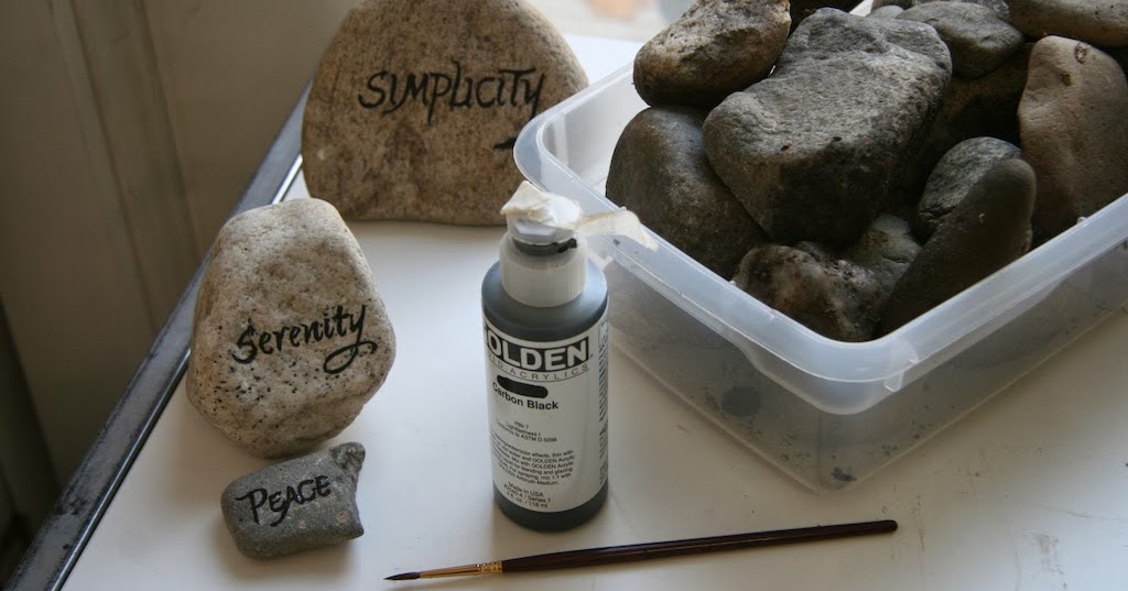 susangaylord.com: Studio Sunday-Writing on Rocks