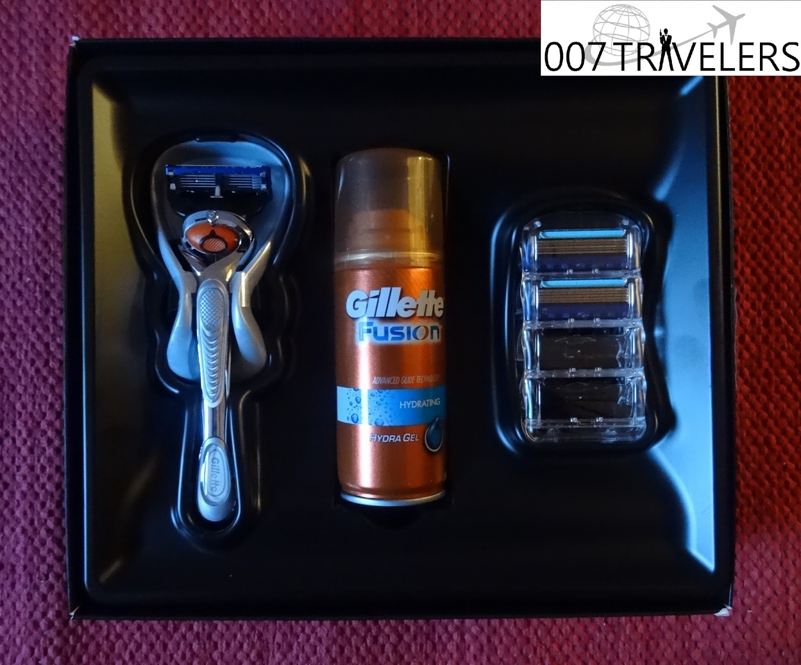 007 Item: SPECTRE 007 Gillette - 007 Travelers