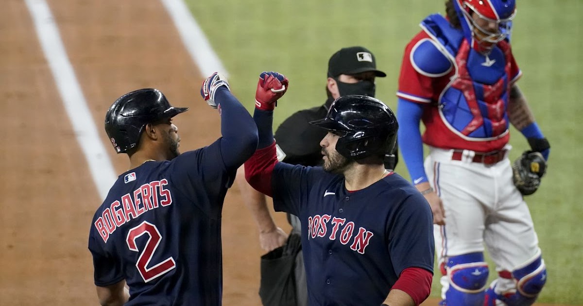 Red Sox first MLB team to 17 wins in 2021