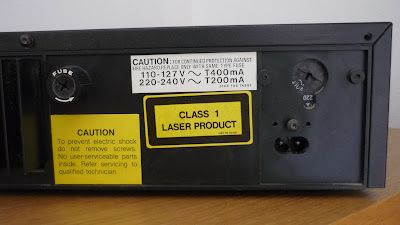 M i c r o C o s e: Recensione Compact Disc Player | Marantz CD273 (1988)