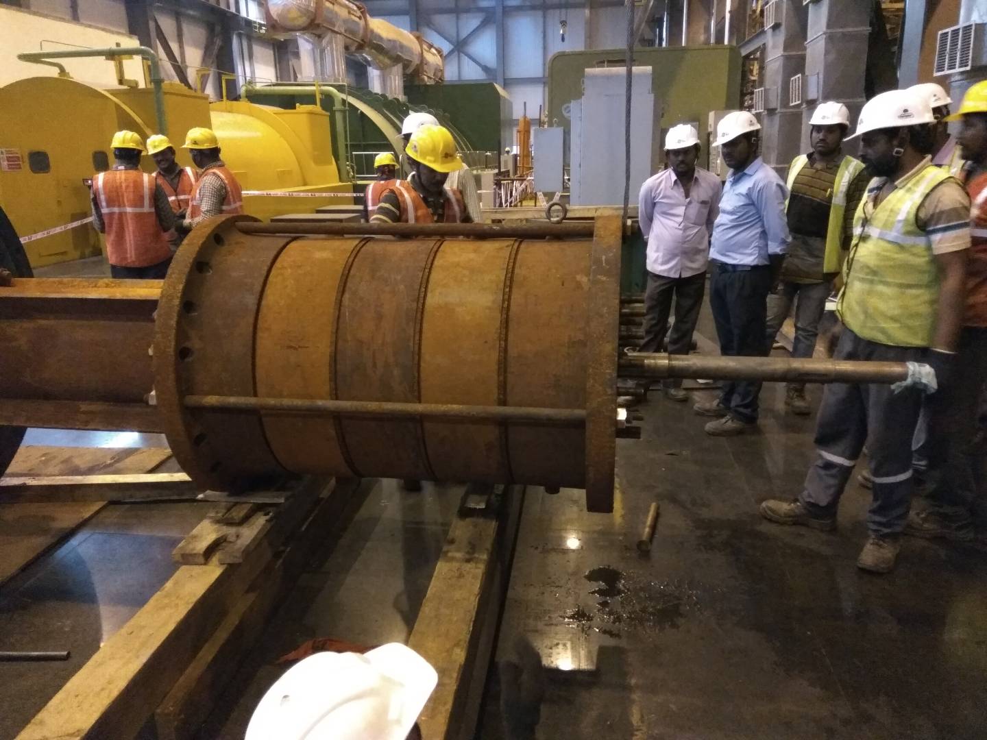 Condensate extraction pump in thermal power plant
