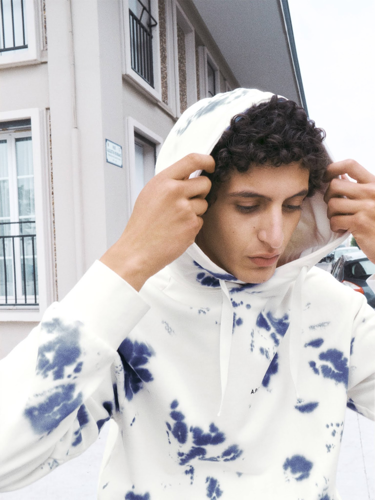 A.P.C. abraza la naturalidad de los colores en su colección Spring ...