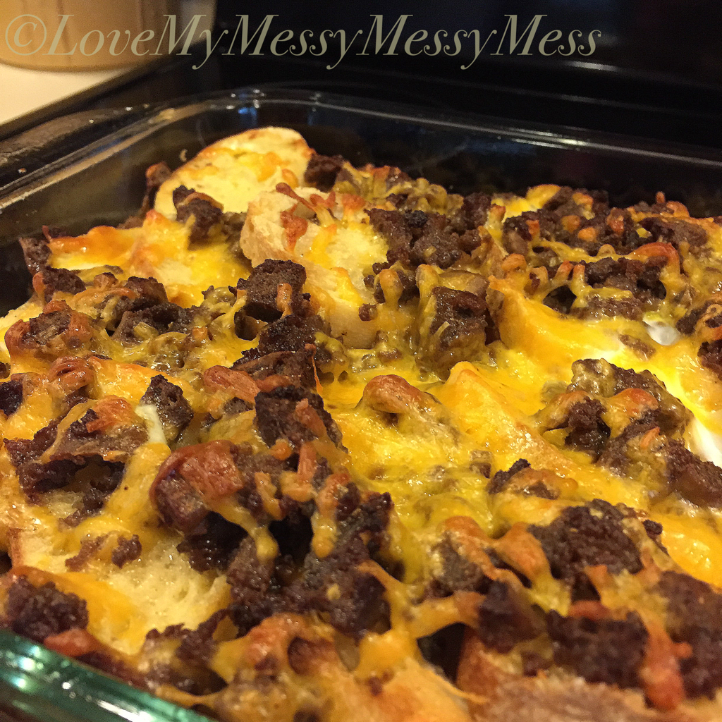 Love My Messy Messy Mess: Toasty Breakfast Casserole