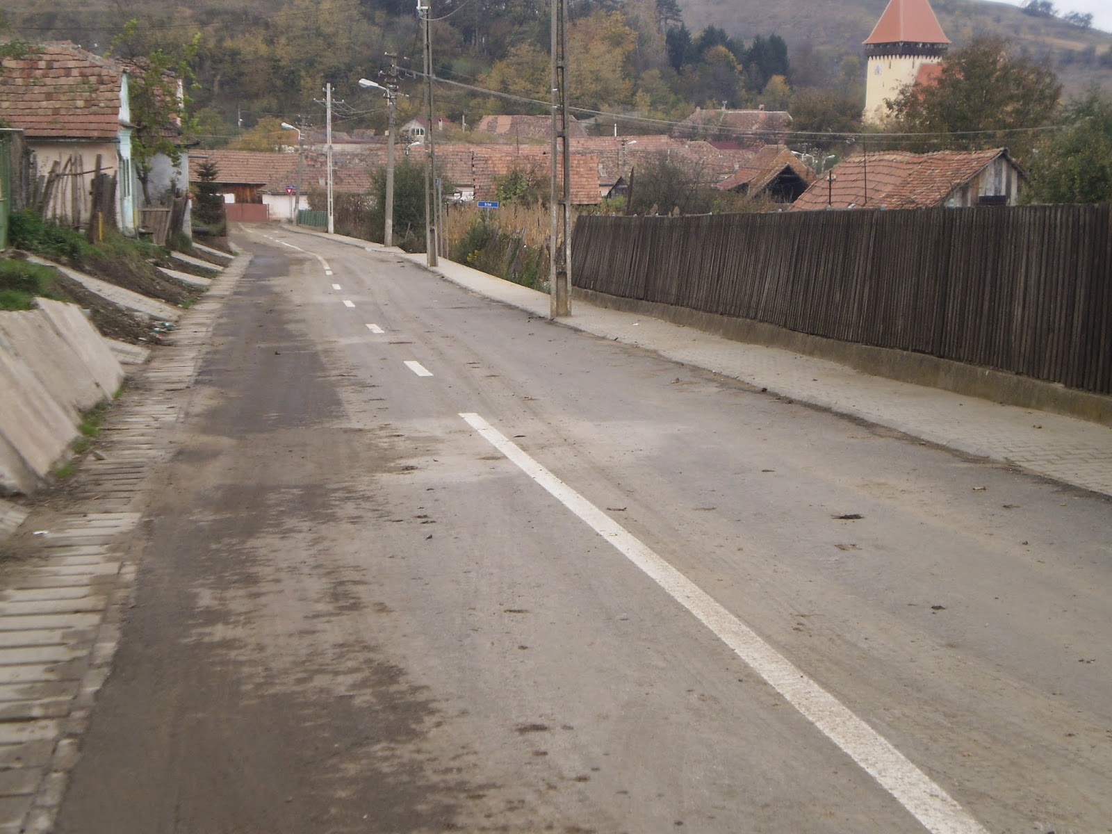 FOTO și VIDEO: 3 STRĂZI din Ighișu Nou au fost ASFALTATE | MEDIAŞ ...